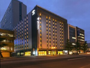 Jr Inn Sapporo South (Hokkaido Prefecture, Ishikari Subprefecture, Sapporo, Namboku Line, Kita-juni-jo metro station), otel  Sapporo'dan
