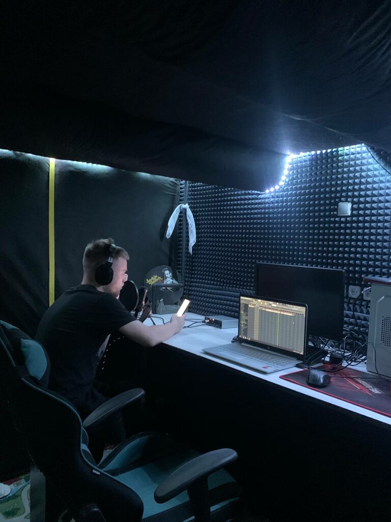 Ses kayıt stüdyoları G. Lab Records, Saint‑Petersburg, foto