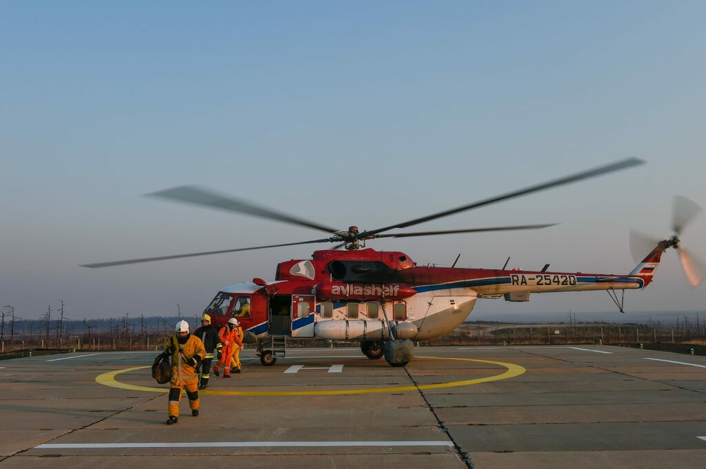 Helikopter pisti вертолетная площадка Лунское ОБТК, Sahalin Bölgesi, foto