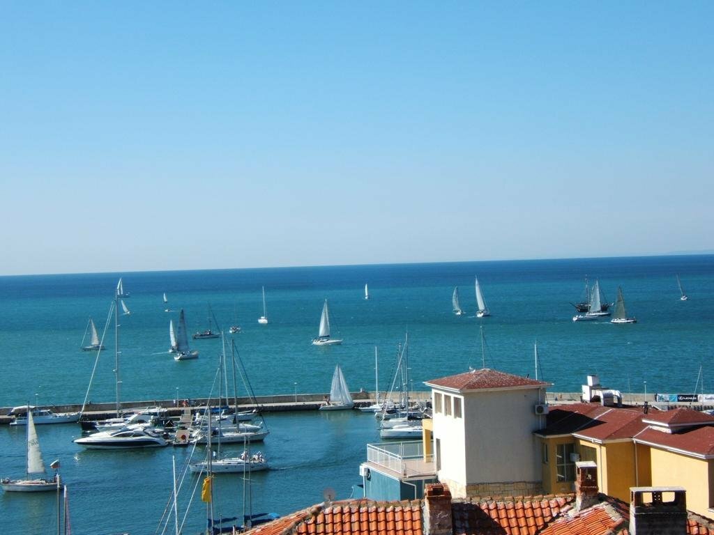 Otel Regina's Guesthouse, Balçık, foto