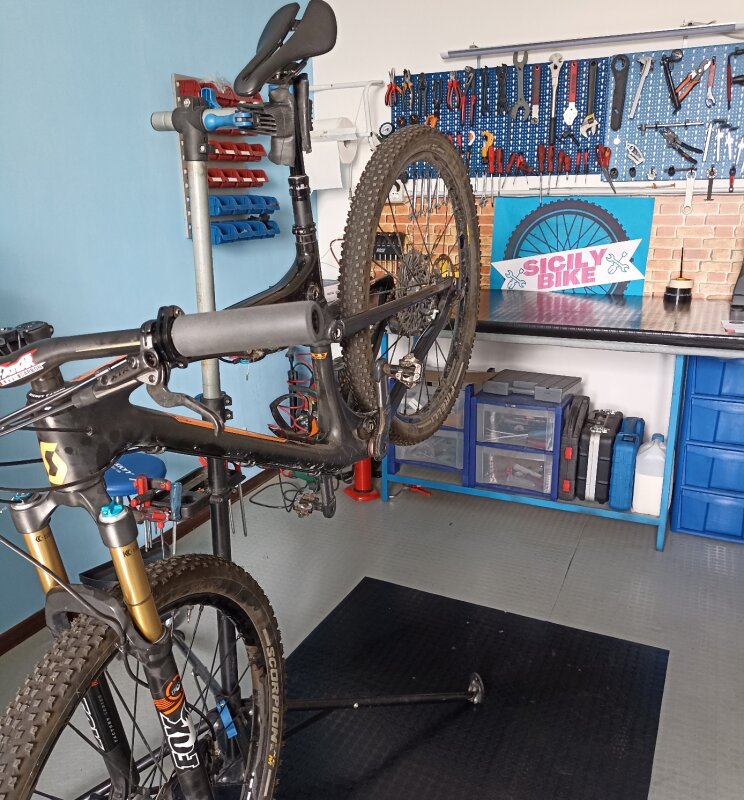 Bisiklet mağazaları Sicily Bike Ciclofficina, Sicilya, foto