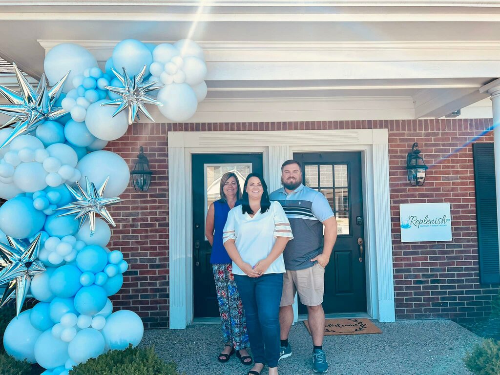 Spa Replenish 502, Louisville, foto