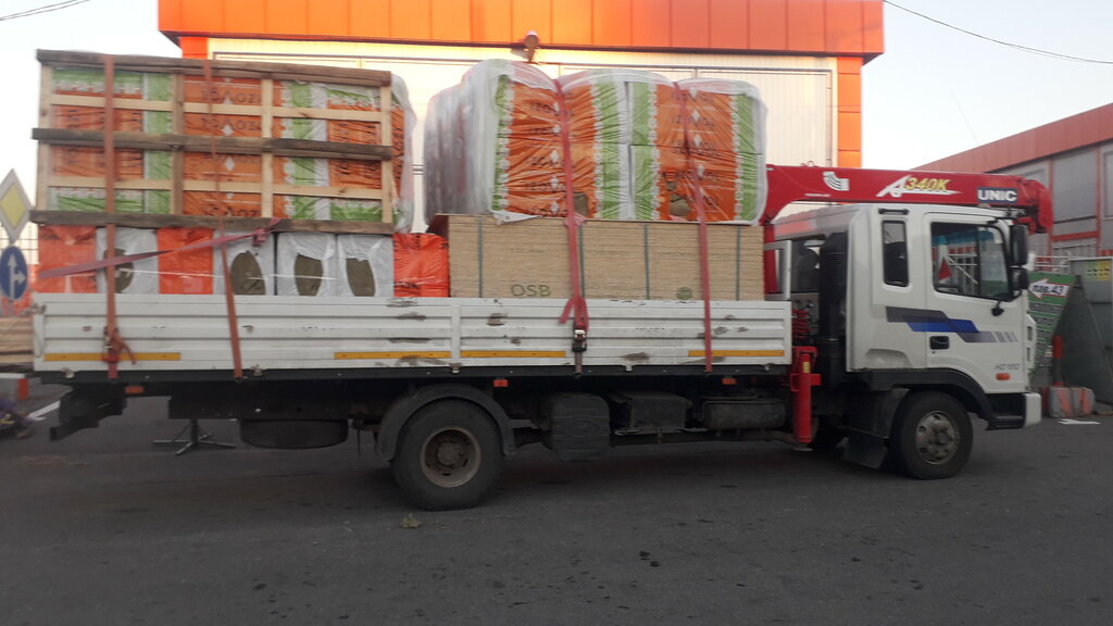 Yapı mağazası Snabzhenets, Moskova ve Moskovskaya oblastı, foto