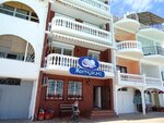 Pansion Zhemchuzhina (улица Гагариной No:25/161, посёлок Утёс), otel  Kırım Cumhuriyeti'nden