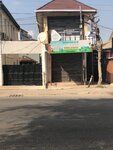 Harunis Enterprise (Kojo Thompson Road No:41), oto kiralama  Akra'dan