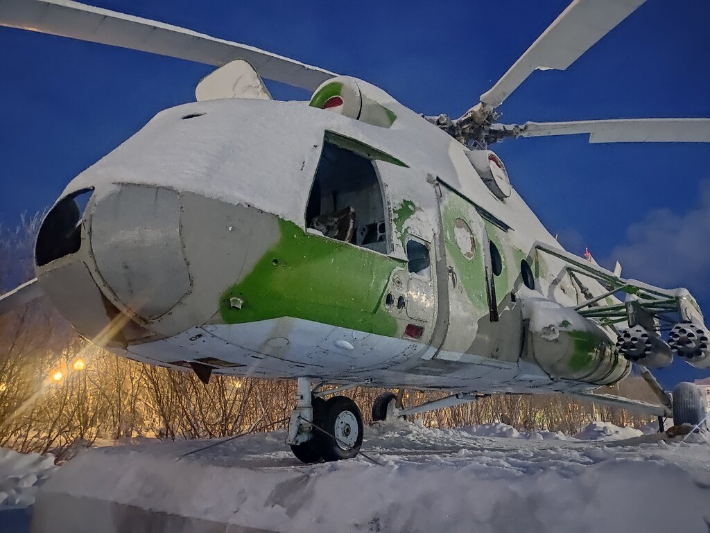 Teknoloji anıtı Экспозиция военной техники, Vorkuta, foto