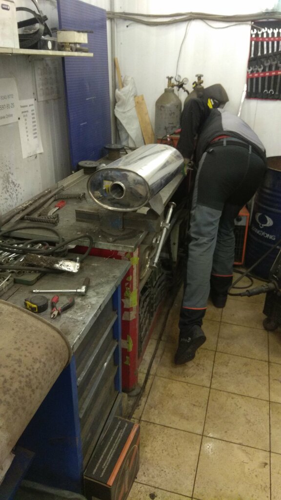 Otomobil servisi Автовыхлоп, Moskova, foto