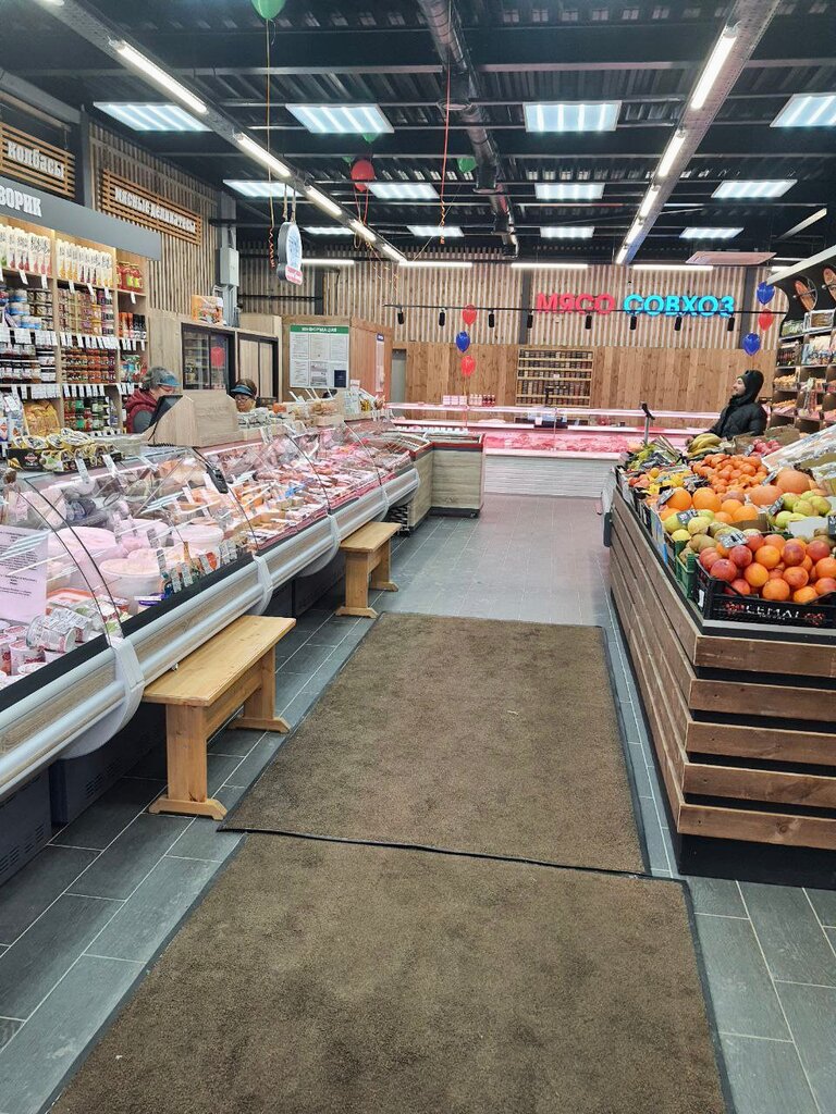 Kasap, şarküteri Meat sovhoz, Saint‑Petersburg, foto