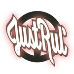 Justrul (Kommunalnaya Street No:12), oto döşeme  Zerechny'den