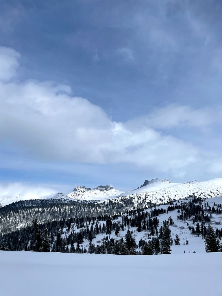 Dağ zirvesi Гора Тушканчик, Krasnoyarski krayı, foto