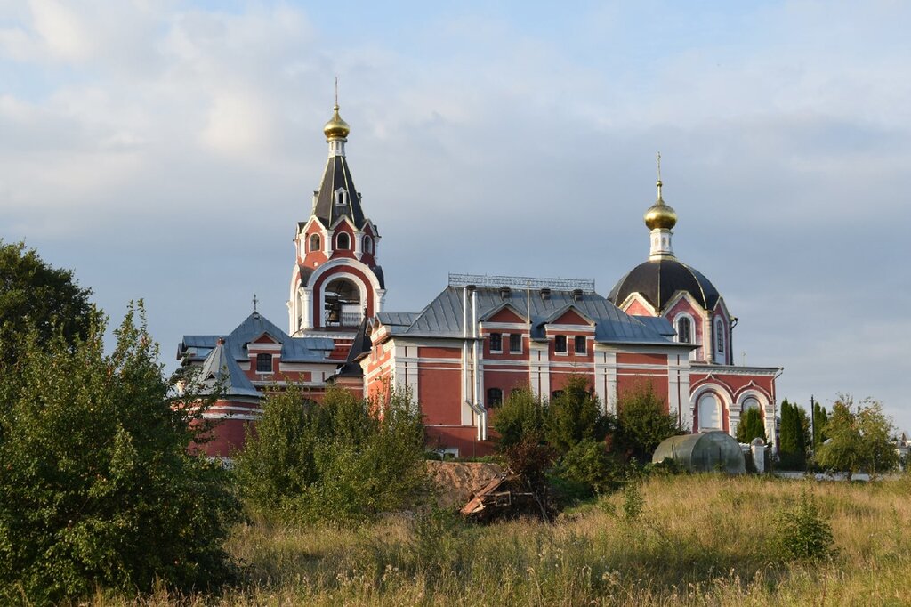 At ve binicilik kulüpleri Конное подворье в Мышкино, Moskova ve Moskovskaya oblastı, foto