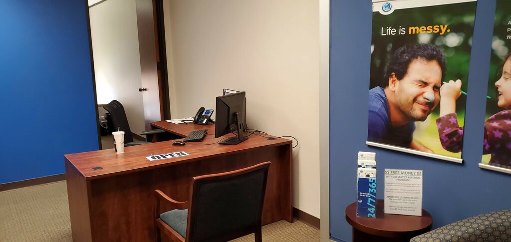 Sigorta şirketleri Cindy Aguirre: Allstate Insurance, San Antonio, foto