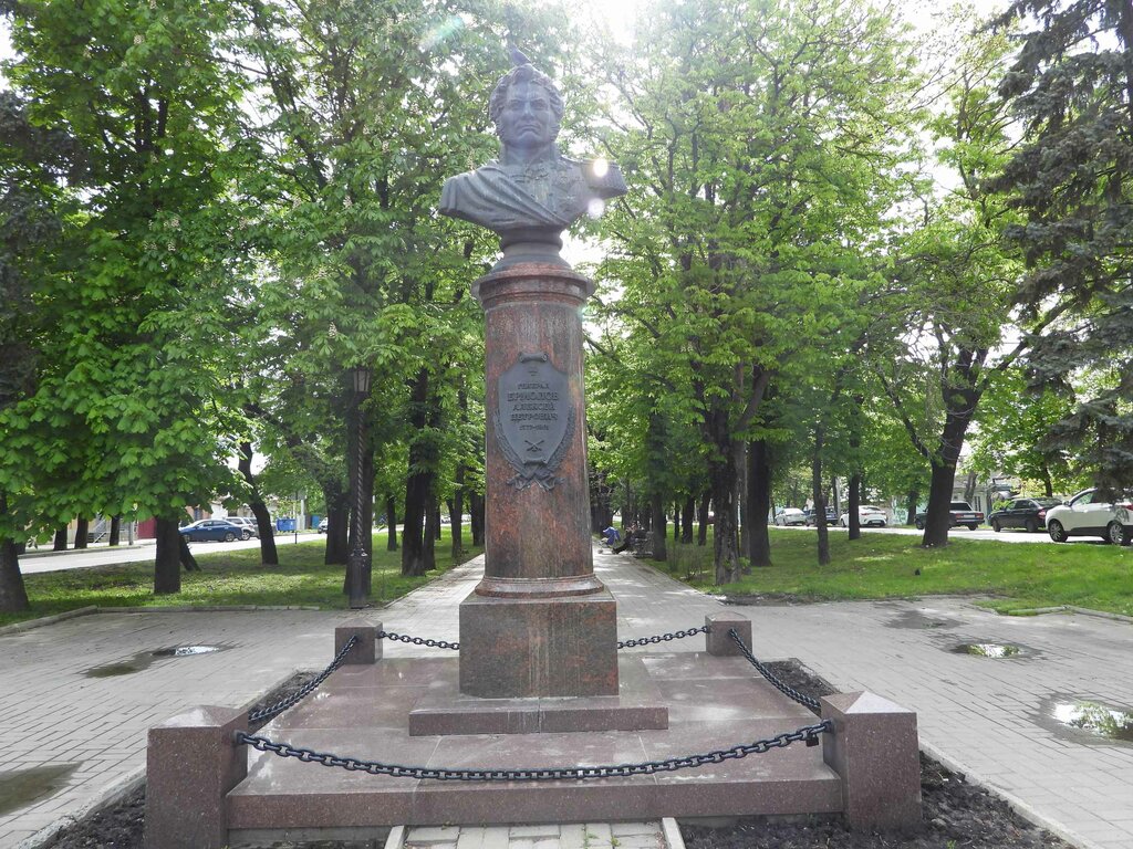 Anıt, heykel А.П. Ермолов, Stavropol, foto