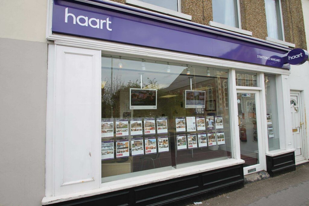 Eksper büroları Haart Estate Agents Stratton St Margaret, Swindon, foto