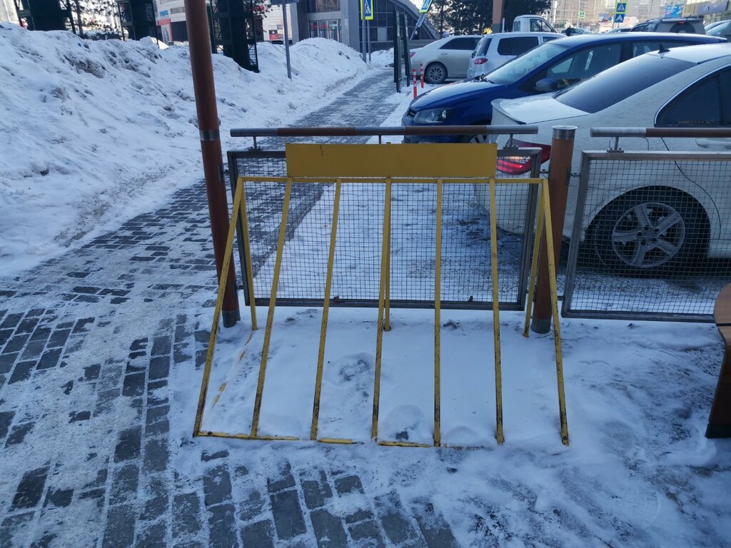 Bisiklet park yerleri Bicycle parking, Novosibirsk, foto