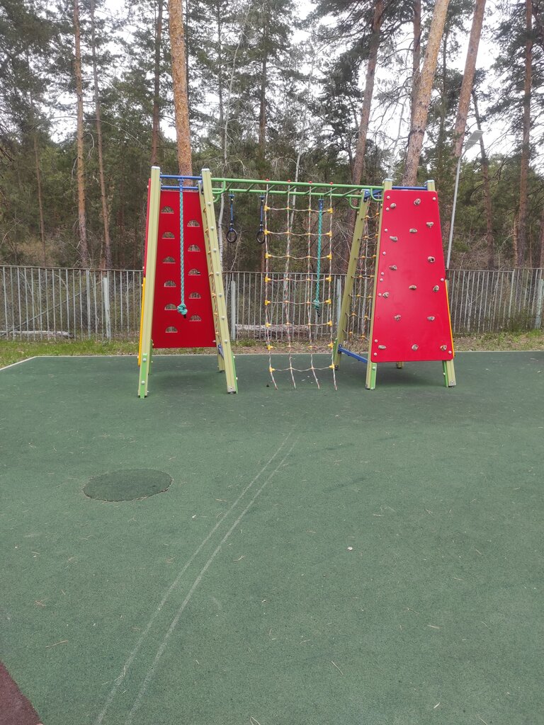 Oyun alanı Playground, Tolyatti (Togliatti), foto