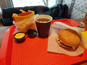 Appetitus (ulitsa Mira No:56), fast food  Karpinsk'ten