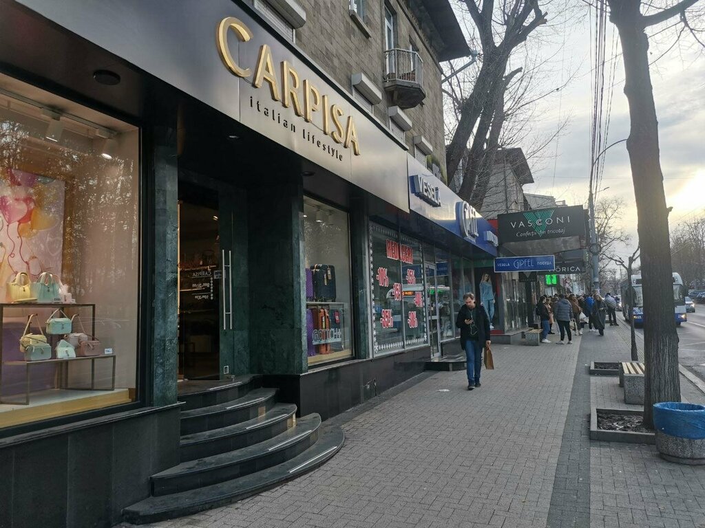 Çanta ve valiz mağazaları Carpisa, Kişinev, foto