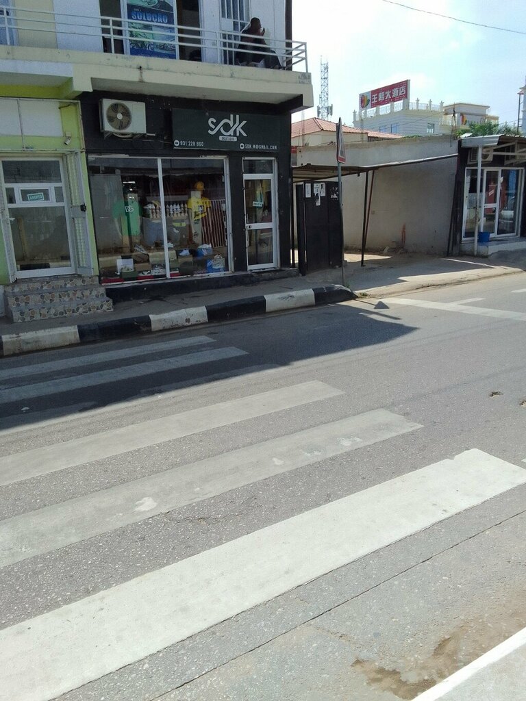 Ayakkabı mağazaları Boutique, Loanda, foto