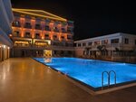 La Perla Resort Hotel Kemer (Antalya, Kemer, Beldibi Mah., Başkomutan Atatürk Cad., 157), otel  Kemer'den