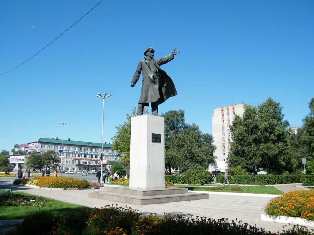 Anıt, heykel В.И. Ленин, Ussuriysk, foto