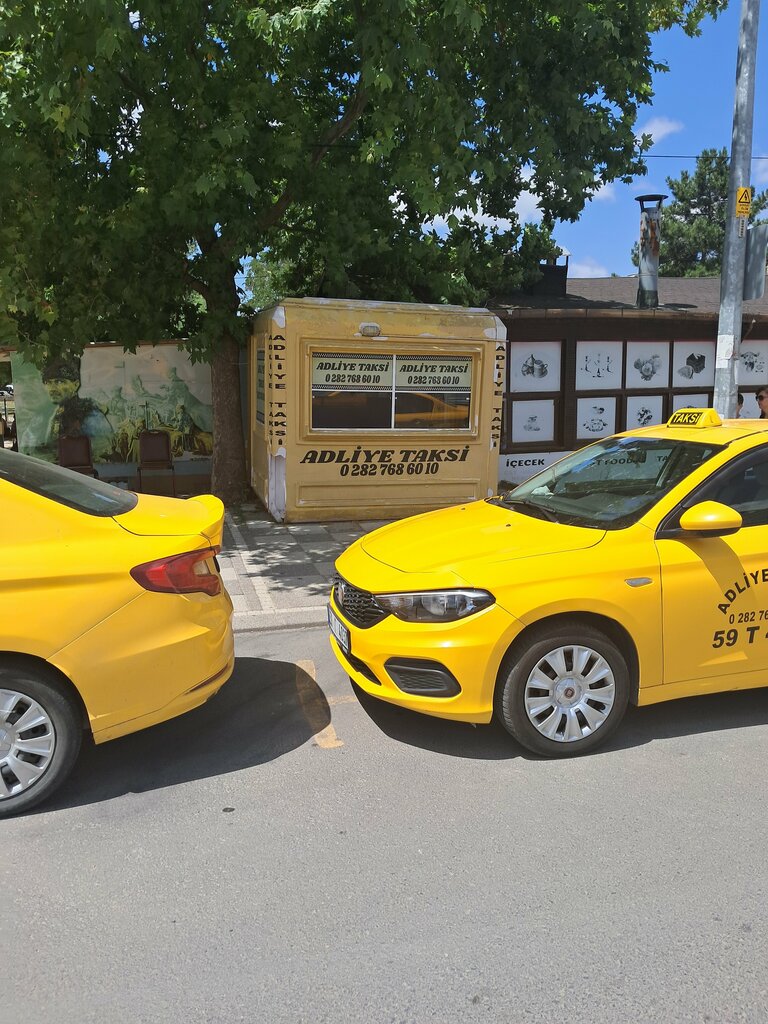Taksi çağırma Adliye Taksi, Saray, foto