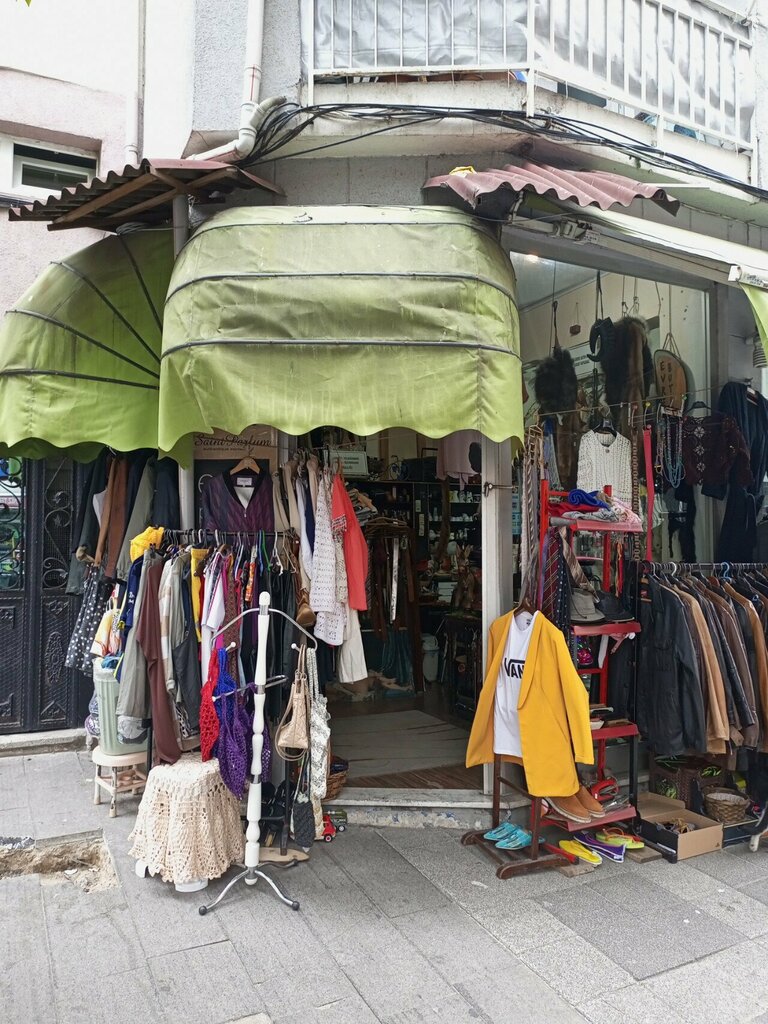 i̇kinci el eşya satışı Evren Butik, İstanbul, foto