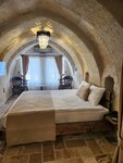 Noah's Ark Cave Hotel (Nevşehir, Nevşehir Merkez, Göreme Beldesi, Aydınlı-Orta Mah., Isalı Cad., 18), otel  Nevşehir'den
