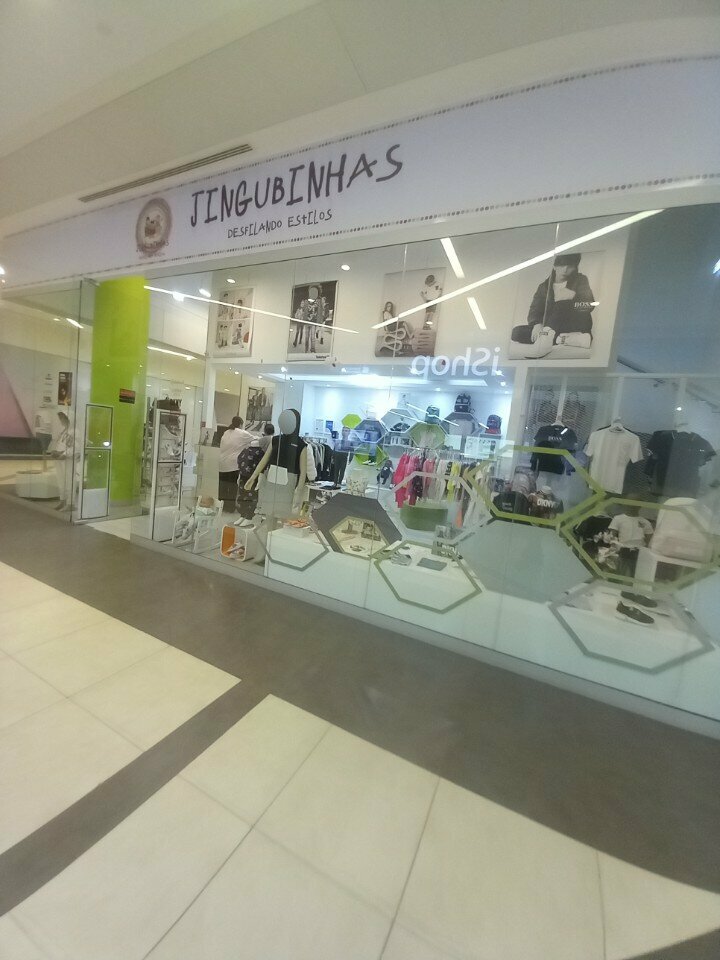 Çocuk mağazaları Jingubinhas, Loanda, foto
