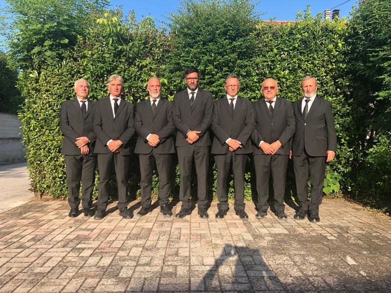 i̇nşaat malzemeleri toptan Onoranze Funebri Spada, Dünya, foto