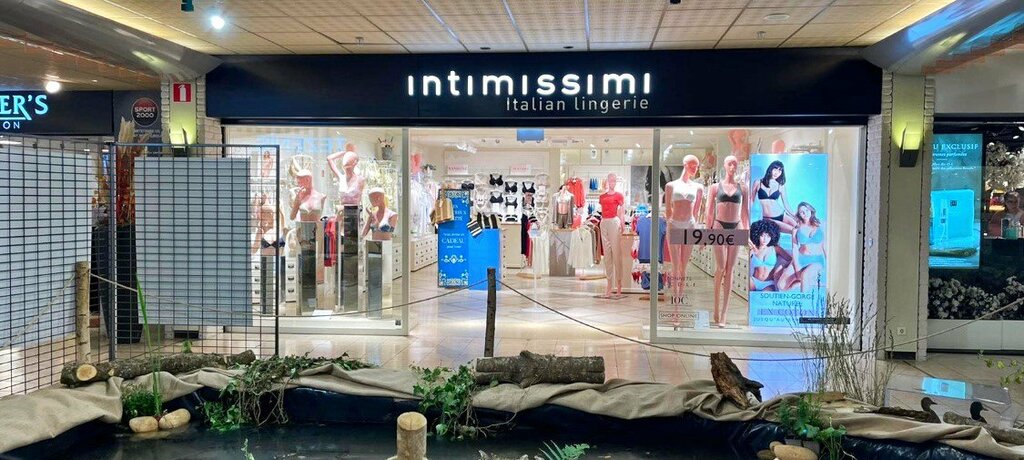 Giyim mağazası Intimissimi, Lüksemburg ili, foto