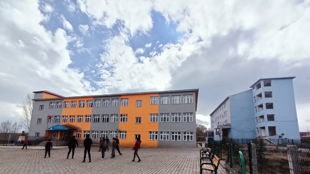 Ortaokul Başgedikler 60Yıl Yatılı Bölge Ortaokulu, Kars, foto