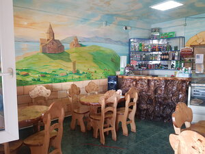 У Армана (Mayskaya ulitsa No:66, khutor Kumshatskiy), kafe  Rostovskaya oblastından