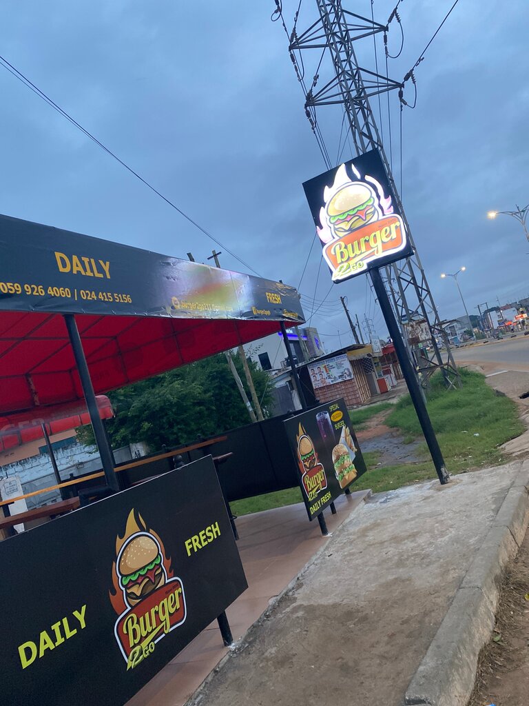 Yemek şirketleri Burger 2go Dansoman, Akra, foto