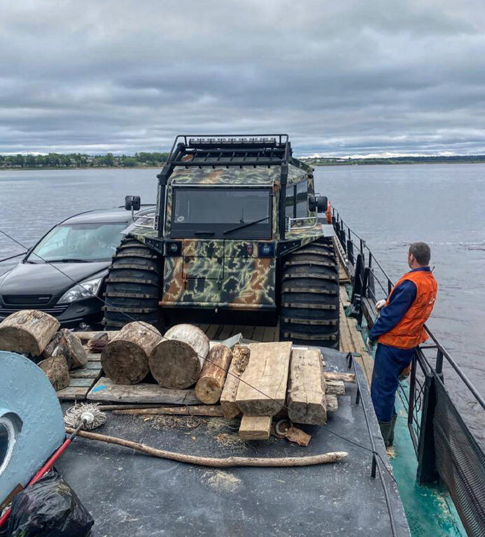 Otomobil satış galerileri Механик - Вездеходы Шатун и Медведь, Vladimirskaya oblastı, foto