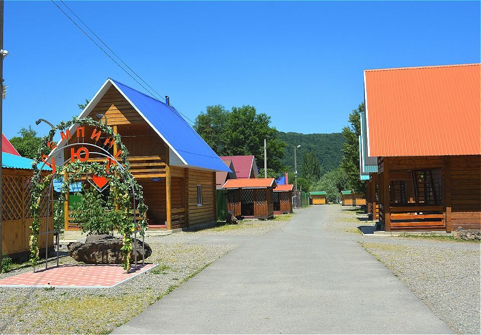 Resort oteller, tesisler Kemping Uyut, Adıge Cumhuriyeti, foto