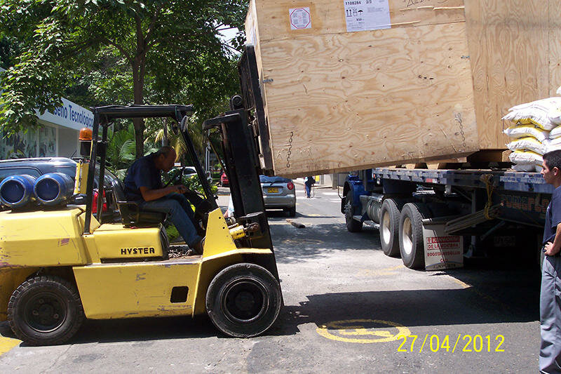 Kiralama noktası A Toda Hora Montacargas, Cali, foto