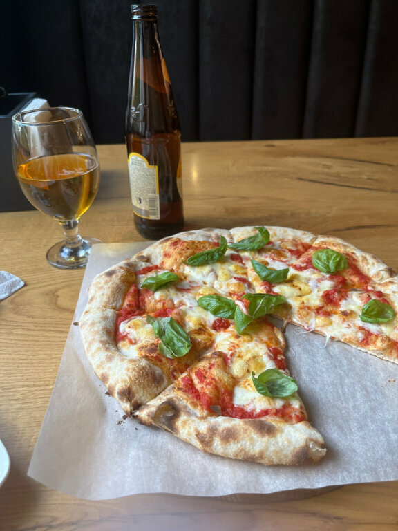Restoran Bread and Pizza, Kirov, foto