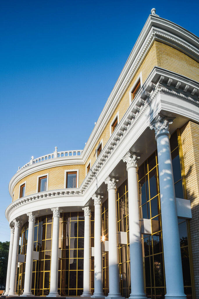 Sanayi kuruluşu Izodecor, Saratov, foto