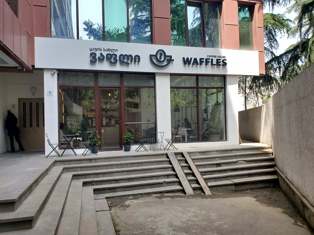 Kahve dükkanları Waffles, Tiflis, foto