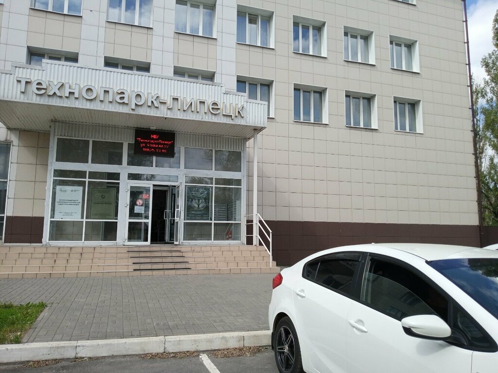 Yazlık ev inşaatı ПиК, Lipetsk, foto