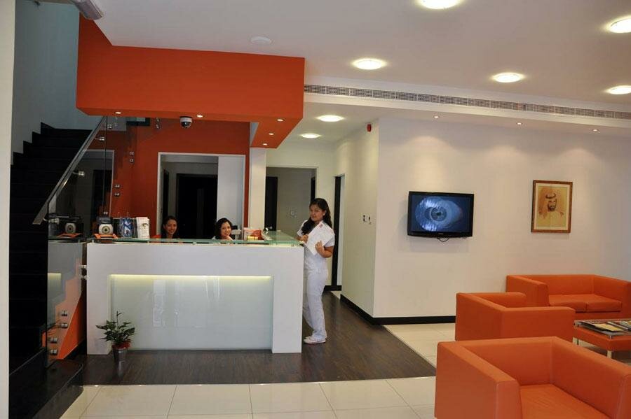 Tıp merkezleri ve klinikler Professor Sakla Spanish Eye Clinic, Dubai, foto