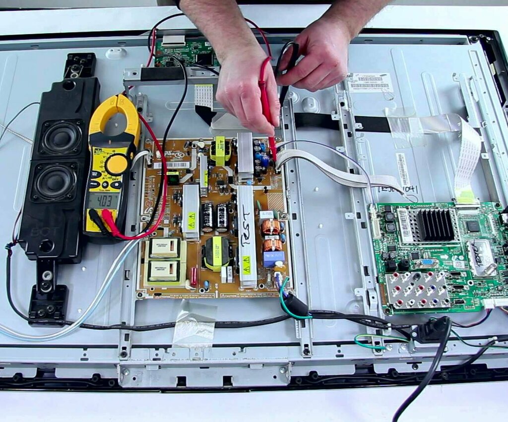 Ses ve video cihazlarının tamiri ServisniyCentr, Moskova, foto