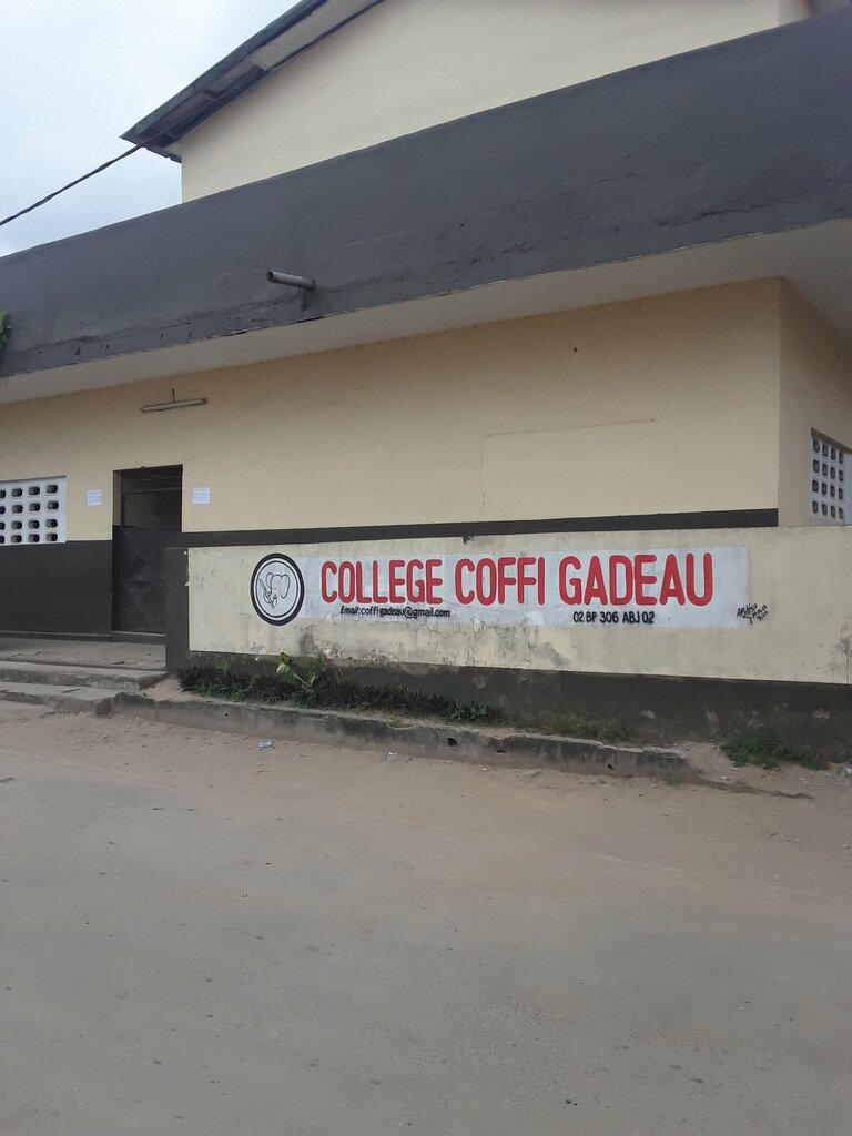 Ortaokul Coffi Gadeau College, Abican, foto