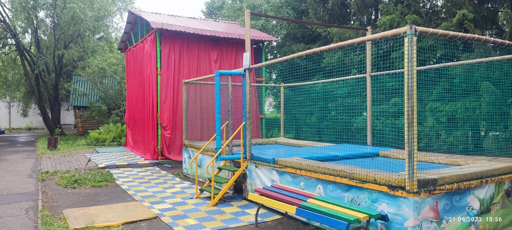 Oyun alanı Многоярусный лабиринт, Mejdureçensk, foto