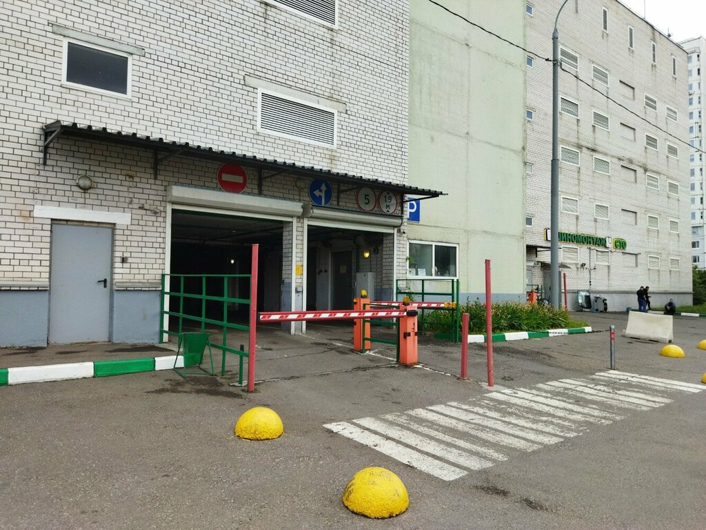 Garajlar Bazis-Servis, Moskova, foto