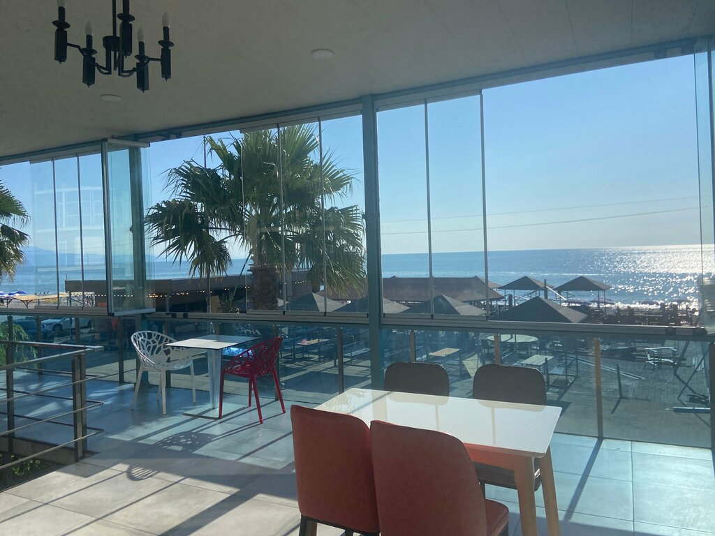 Kafe Veranda restaurant, Batum, foto