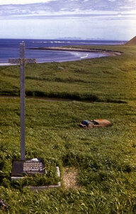 Витус Беринг (Kamchatka Territory, Aleutskiy District, Bering Island), ünlü kişilerin mezarları  Kamçatski krayından