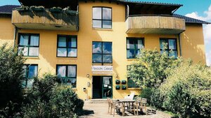Pension Genat (Industrieweg No:4, Wedemark), otel  Wedemark'dan