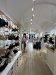Intimissimi (Cagliari, VIA MANNO 64), giyim mağazası  Cagliari'den